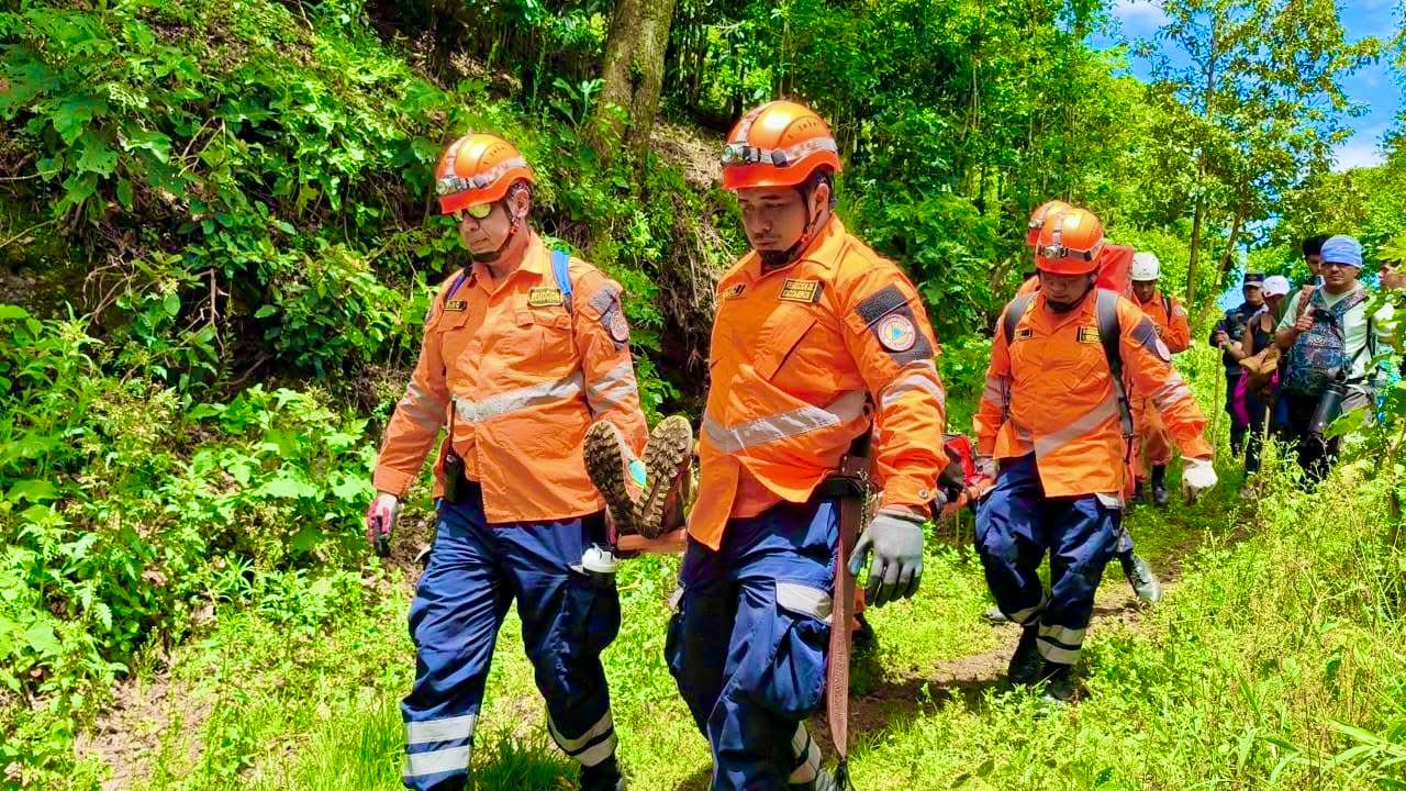 Atienden emergencia en volcán Chaparrastique y remueven árbol caído en ...